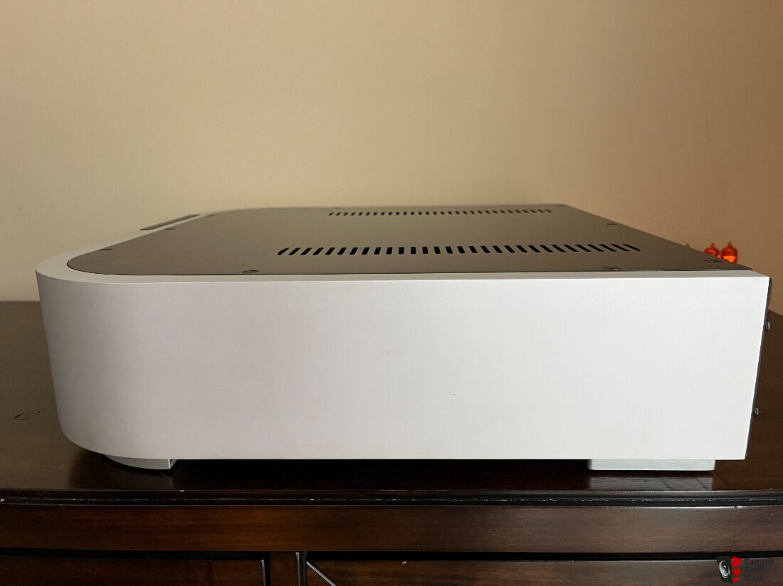 Classe CDP-102 Photo #4862428 - Canuck Audio Mart