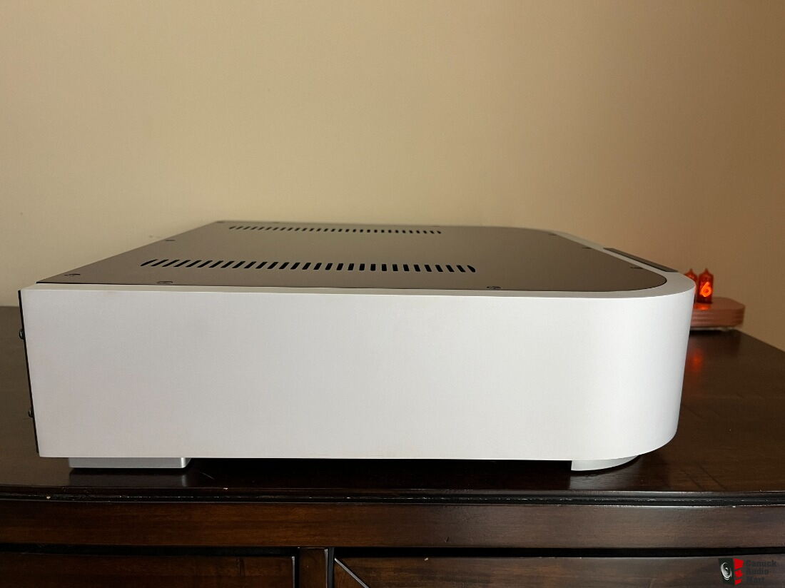 Classe CDP-102 Photo #4862430 - Canuck Audio Mart
