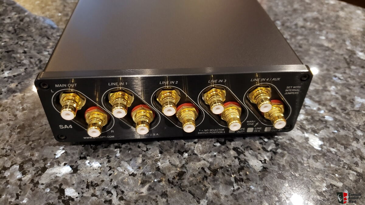 Goldpoint SW4 RCA Stereo Input/Output Switching Control Photo #4869304 ...