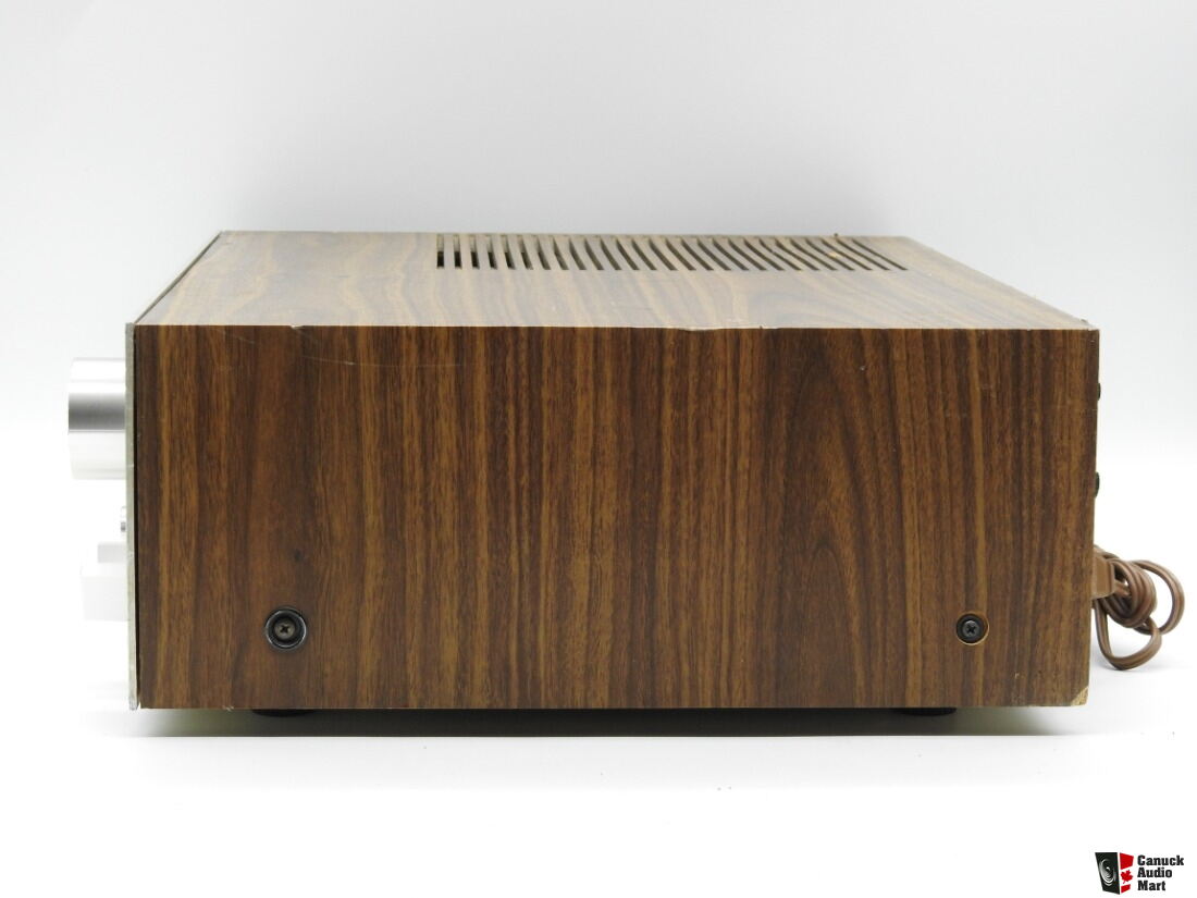 Vintage AKAI AA-1040 Stereo Receiver Photo #4870275 - Canuck Audio Mart