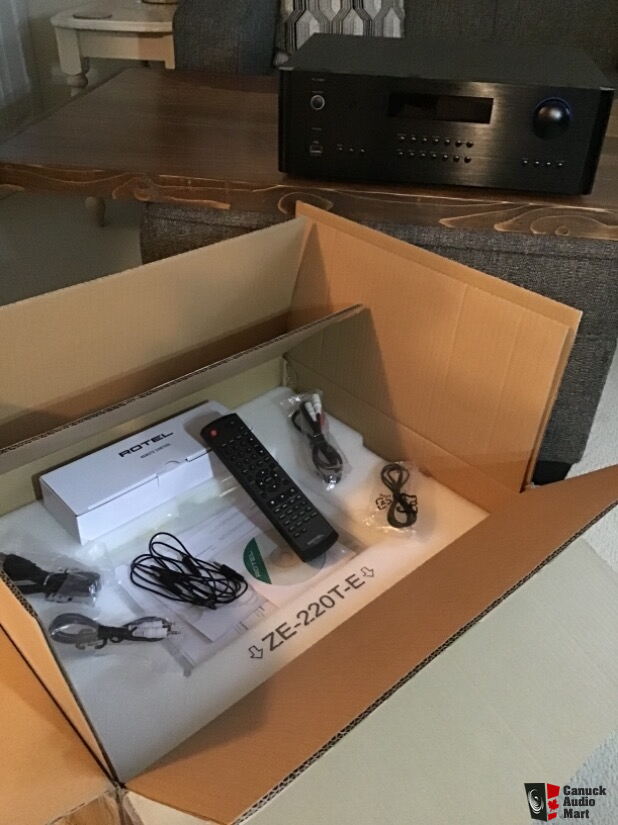 Flagship Rotel gear like new "Sale pending Photo #4877001 - US Audio Mart