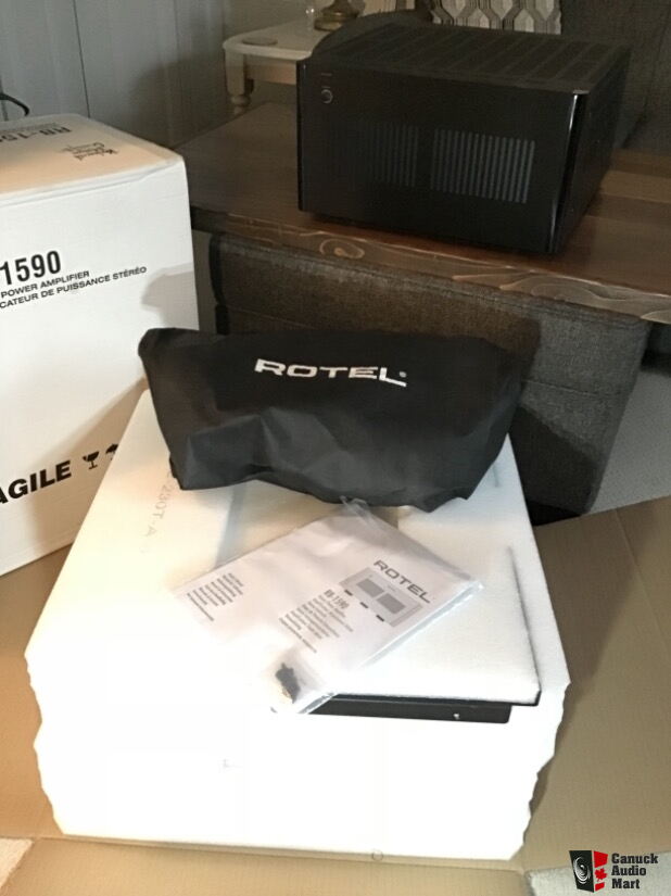Flagship Rotel gear like new "Sale pending Photo #4876999 - US Audio Mart