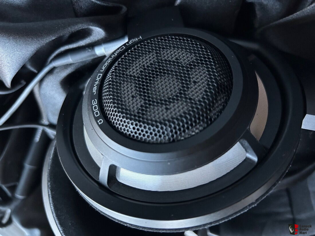 Sennheiser HD800S Photo #4878136 - Canuck Audio Mart