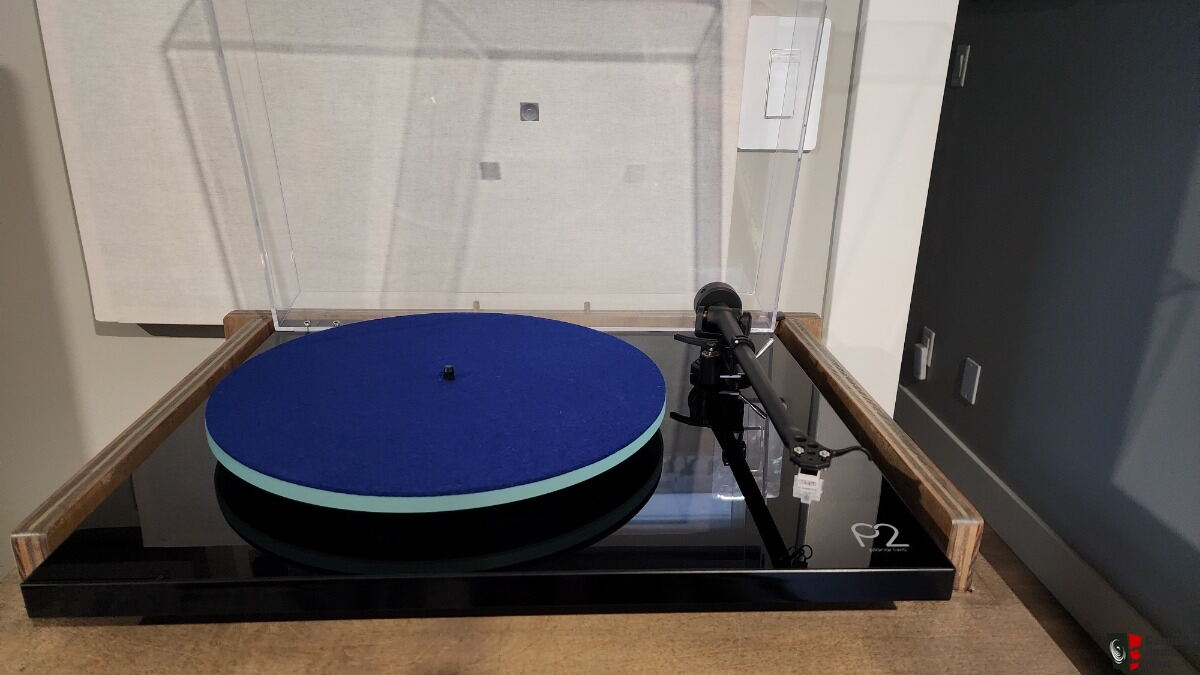 Rega P2 Turntable Photo #4880276 - Canuck Audio Mart