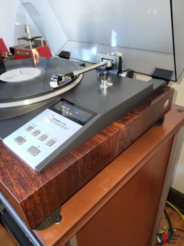 Mitsubishi LT-30 Turntable Photo #4883244 - US Audio Mart