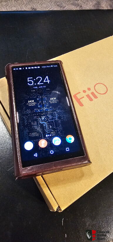 Fiio M15 Portable Music Player - Incl Original Leather case, wooden box ...