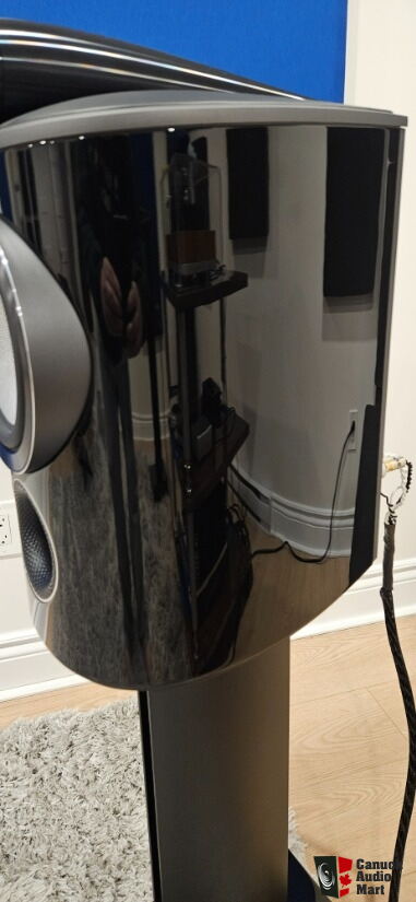 Bowers and Wilkins 805D4 + Stands +ISO ACOUSTIC GAIAii Photo #4887682 ...