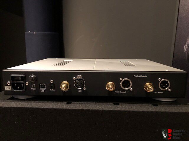 Bricasti M3 DAC with remote control Photo #4891591 - Canuck Audio Mart