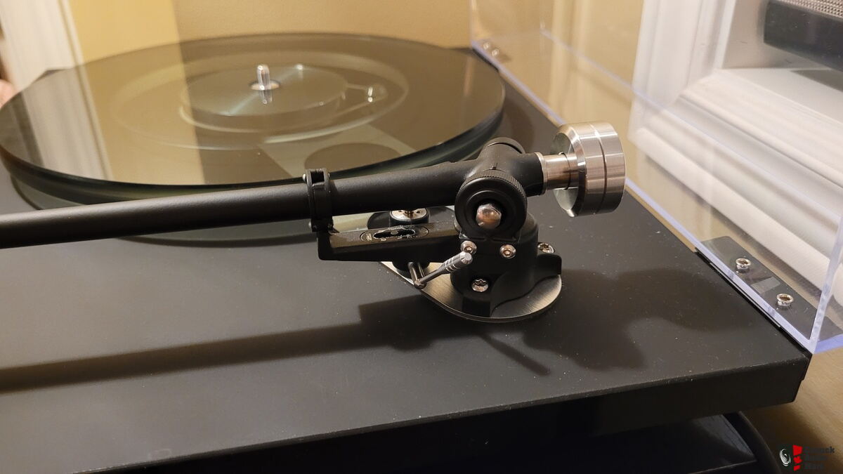 Rega P6 turntable For Sale - Canuck Audio Mart