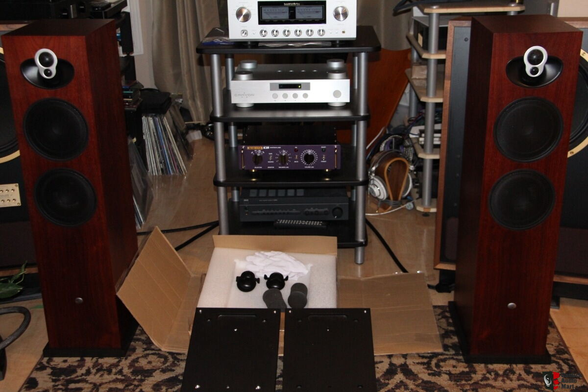 Linn Majik 140 speakers with optional aluminum bases For Sale - US ...