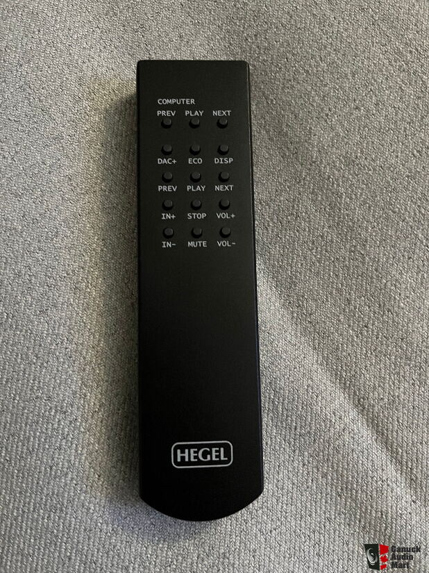 Hegel P20 Preamplifier - Silver Photo #4911761 - Canuck Audio Mart