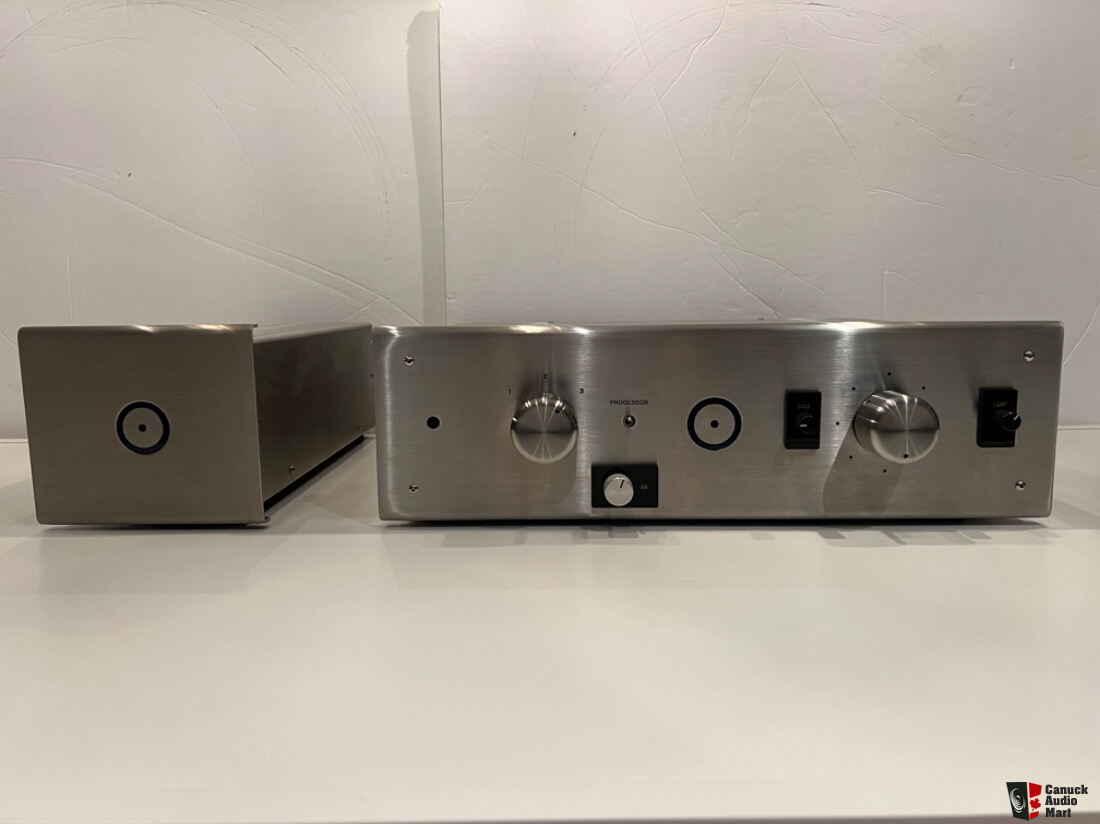 Blue Circle Audio BC307 preamplifier For Sale - Canuck Audio Mart
