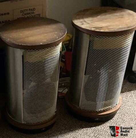 JR149 Bookshelf Speakers with matching subwoofer For Sale - Canuck ...