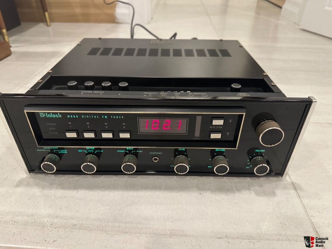 Mcintosh MR-80 digital tuner