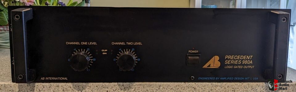 High Quality Stereo power amp For Sale - US Audio Mart