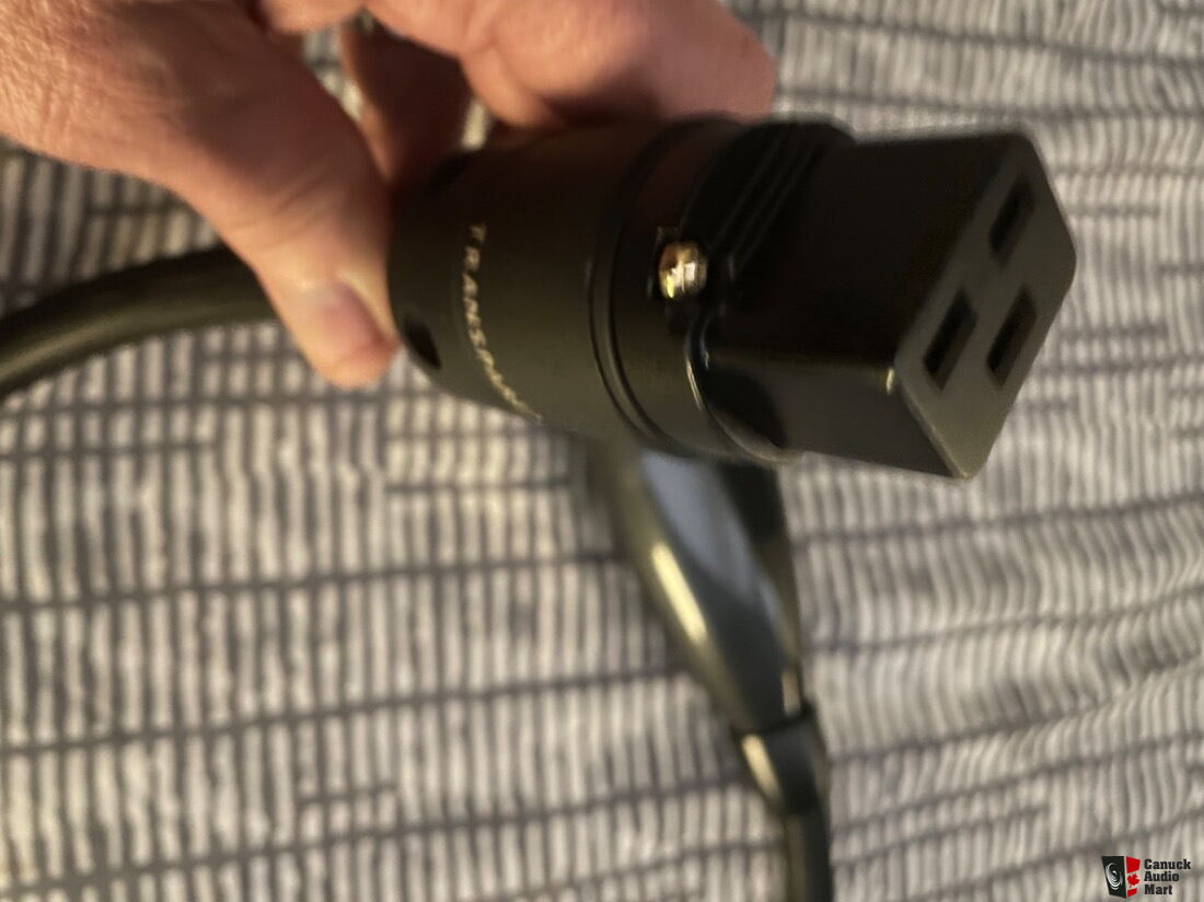 Transparent XL Gen5 20 amp power cord for sale Photo #4924023 - Canuck ...