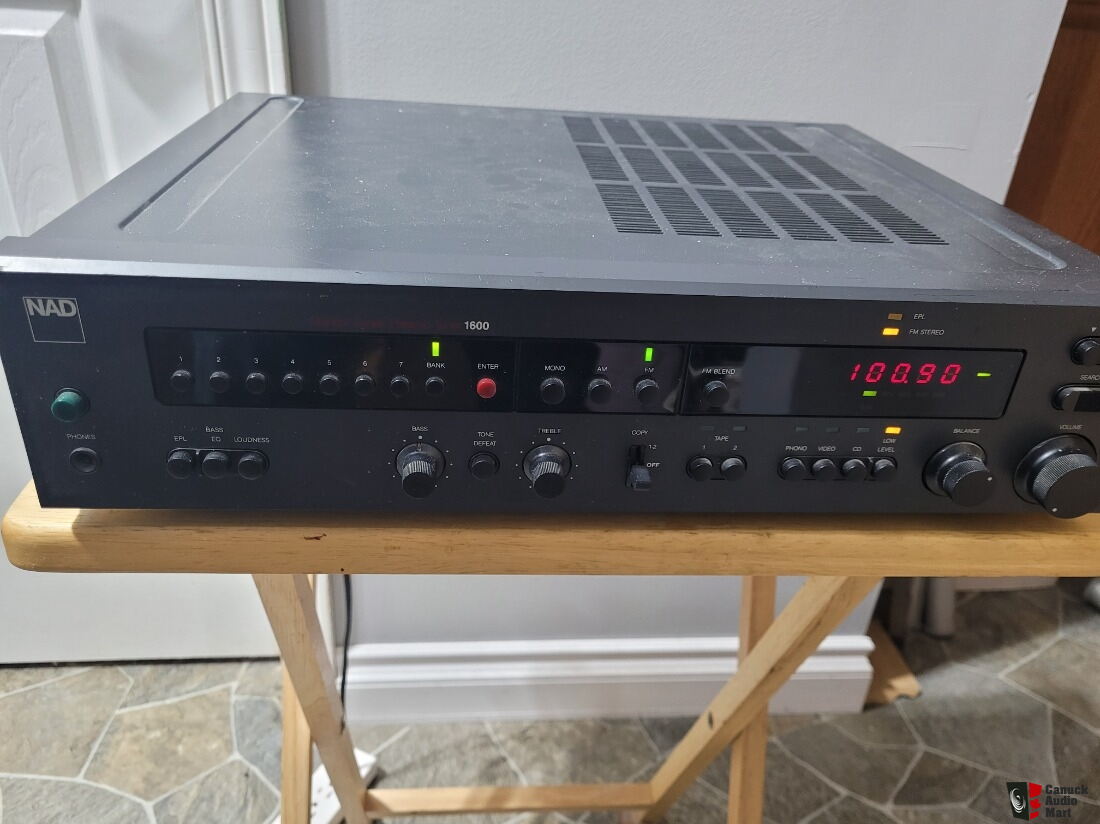 NAD Monitor Series Preamp/Tuner1600 PENDING