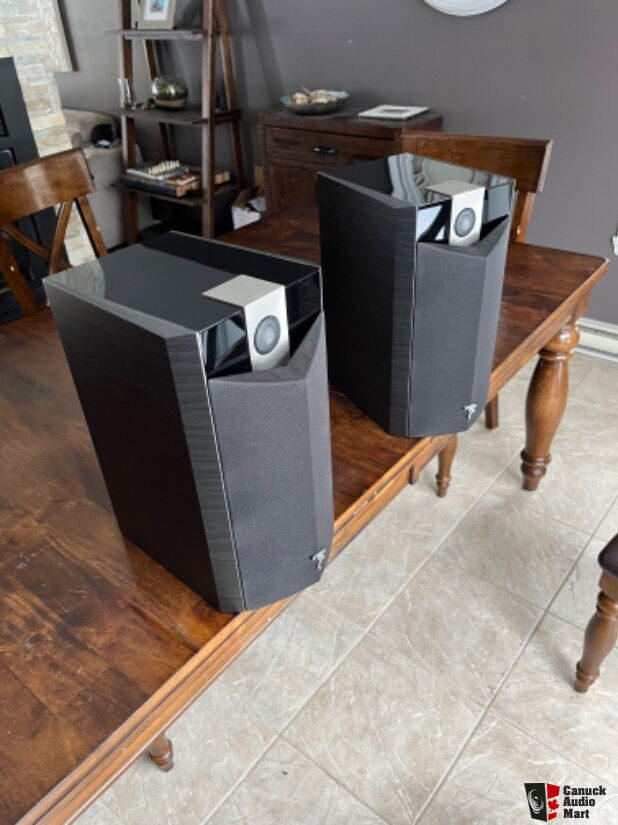 Focal 806v