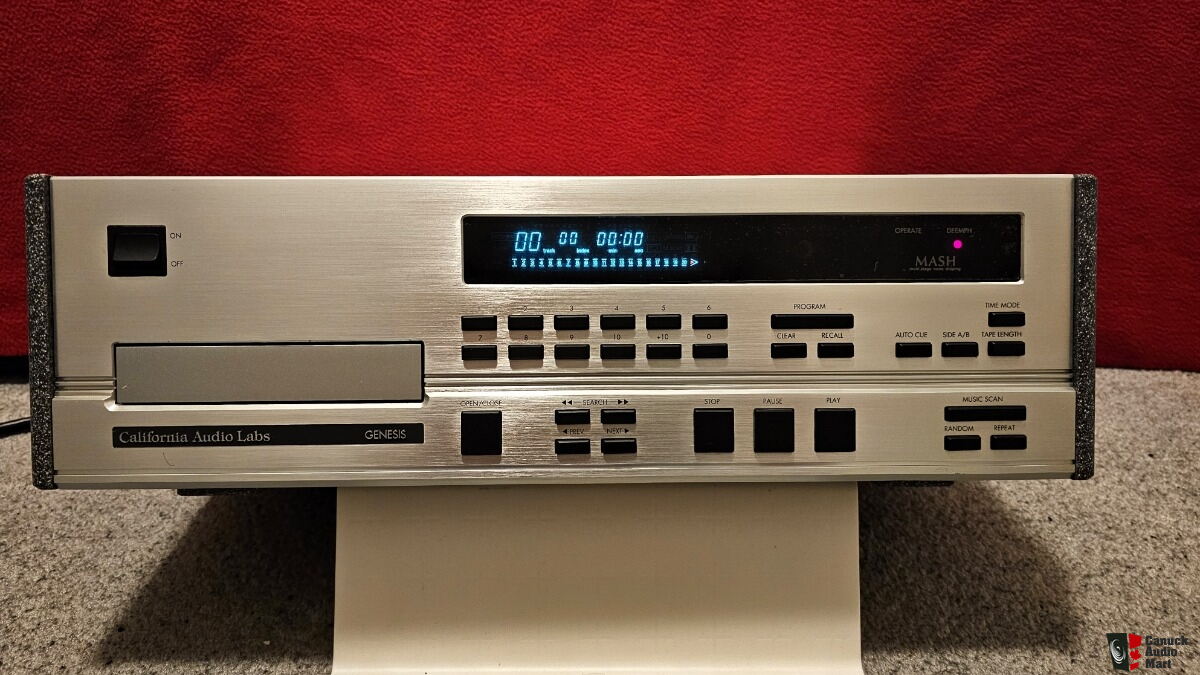 California Audio Labs CD player "Genesis Photo #4933286 - Canuck Audio Mart