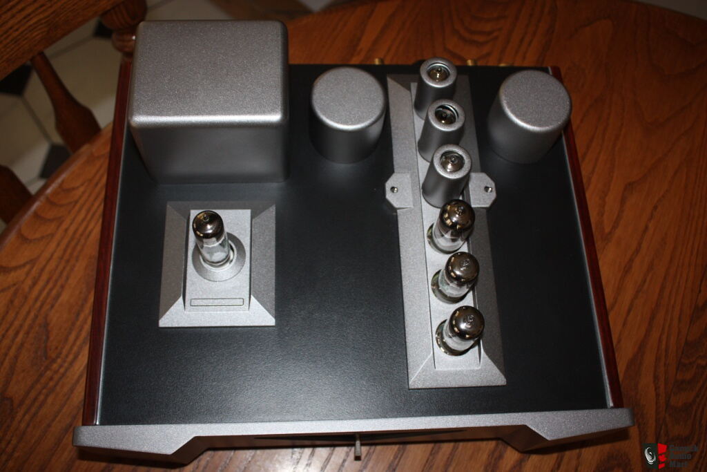 Fosgate Signature tube phono preamp Photo #493362 - Canuck Audio Mart
