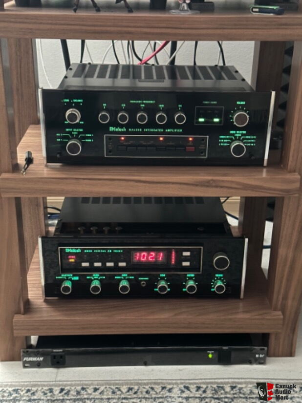 Mcintosh MR-80 digital tuner Photo #4918157 - Canuck Audio Mart