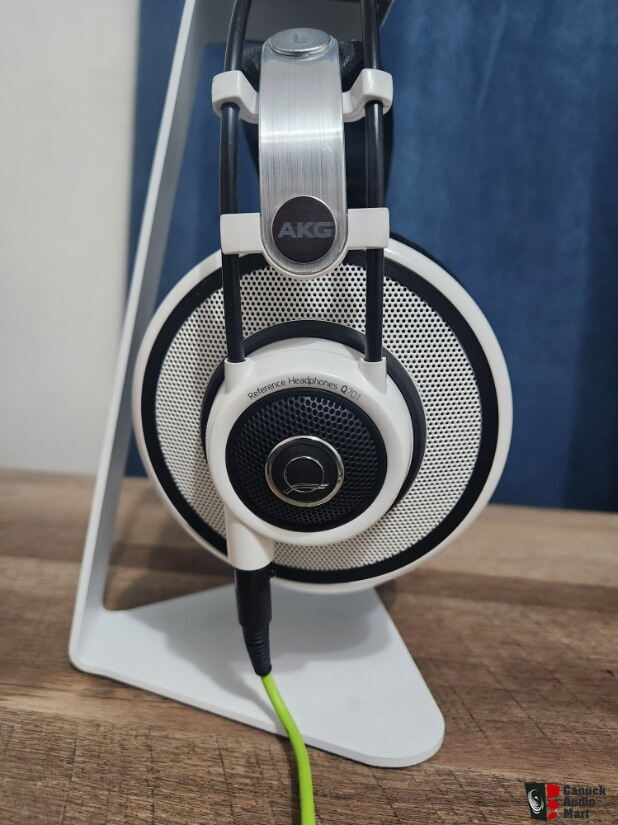 Akg Q701 - Shipping included For Sale - Canuck Audio Mart