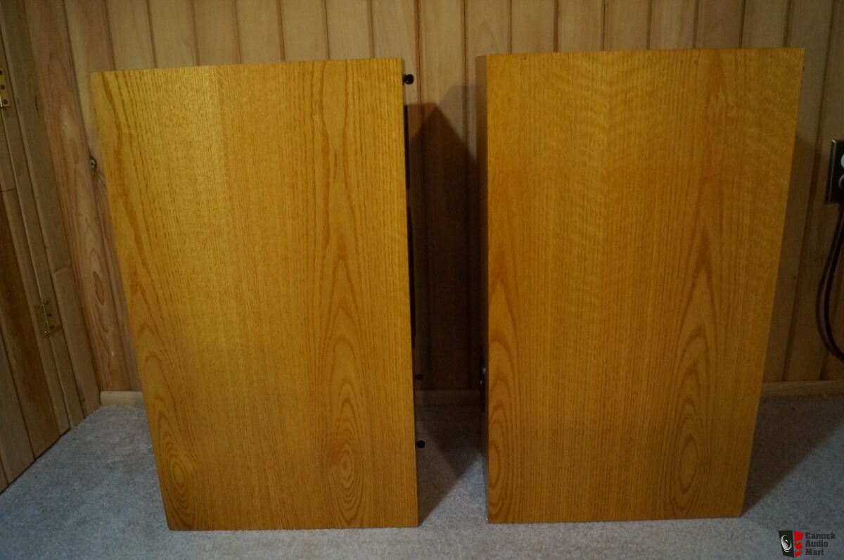 StudioLab M-300 Speakers Photo #4936683 - Canuck Audio Mart