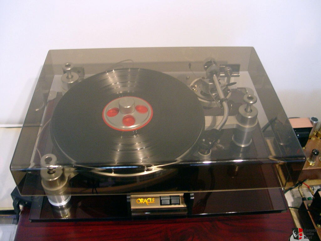 ORACLE DELPHI MKII Turntable Photo #494086 - Canuck Audio Mart