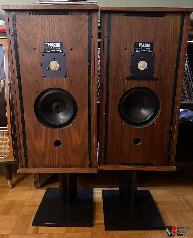 Chartwell PM200 Speakers Pair For Sale - Canuck Audio Mart