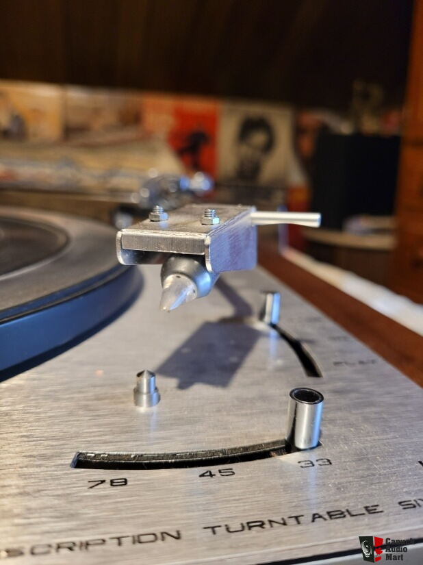 LESA MTT6 Turntable made in Italy Photo #4947598 - Canuck Audio Mart