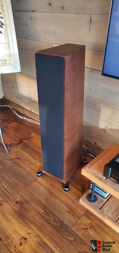 Paradigm founders series 100f walnut