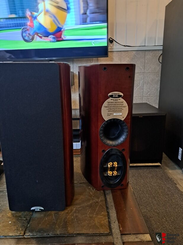 Monster speaker THX SL200 with Stand $250