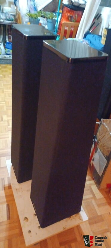 Mirage OM 12 OMNIPOLAR Speakers .reduced Photo #5550262 - Canuck Audio Mart