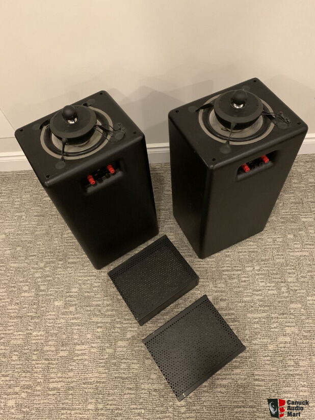Morrison Omin-directional speakers 1993 Model 1.5 Photo #4958801 ...