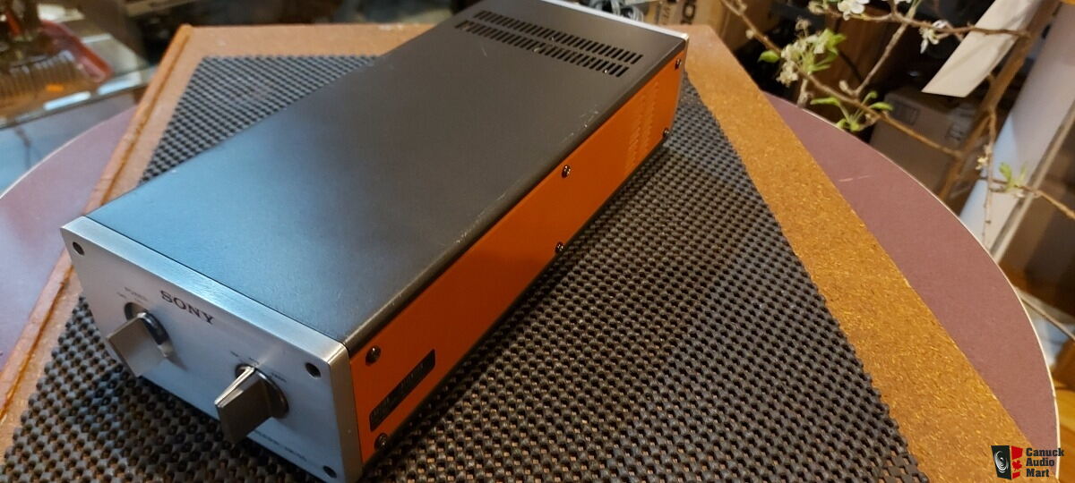 Sony HA-55 Head Amplifier Photo #4963880 - Canuck Audio Mart