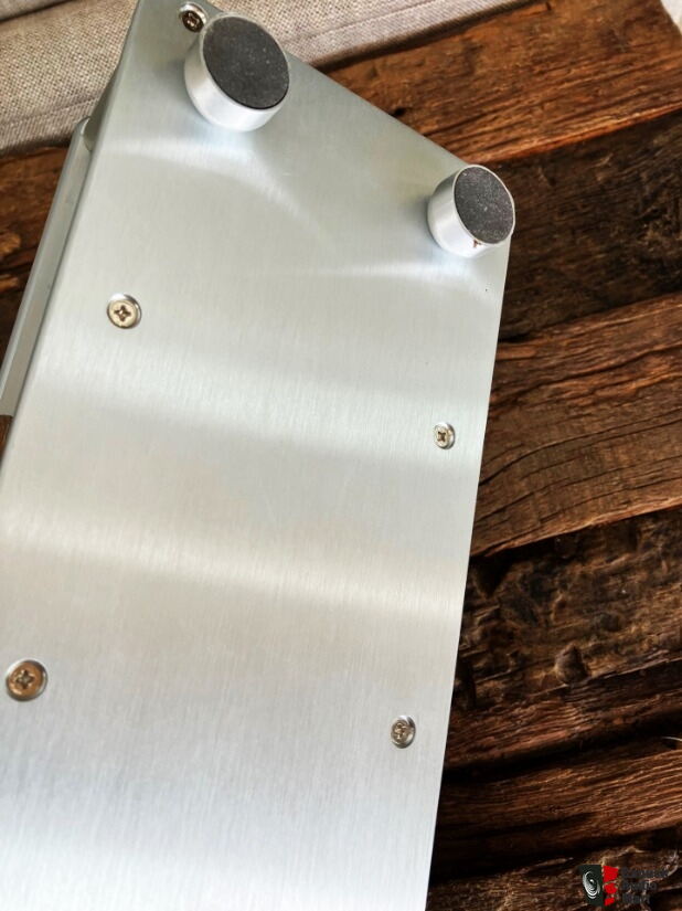Power bar Filter Aluminum Finish 6 Outets Solid Finish Heavy - Shipping ...