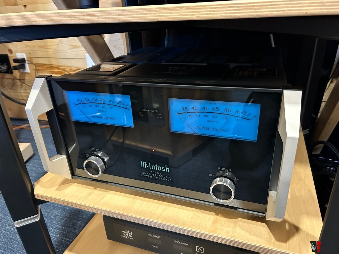McIntosh MC 452 Power Amplifier