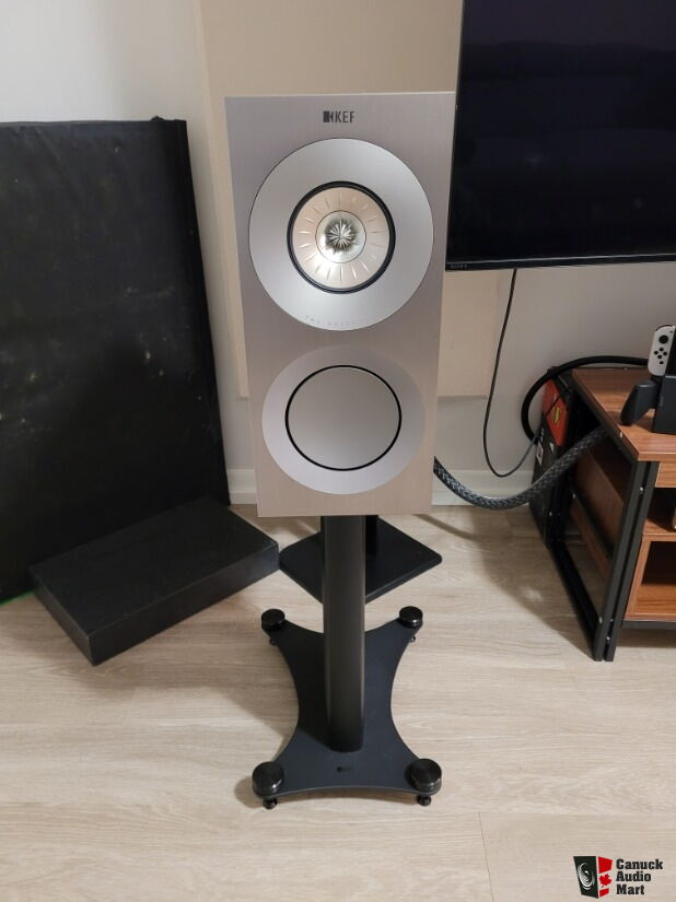 KEF Reference 1 Meta walnut with Stands Photo #4979668 - Canuck Audio Mart