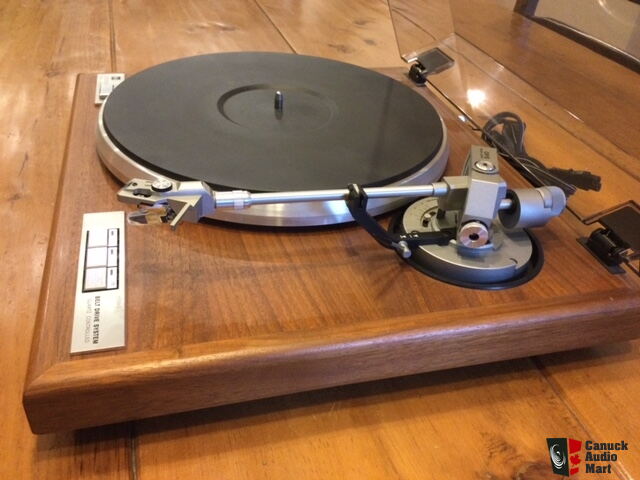 Dual CS5000 Turntable with Ortofon OM40 Cartridge