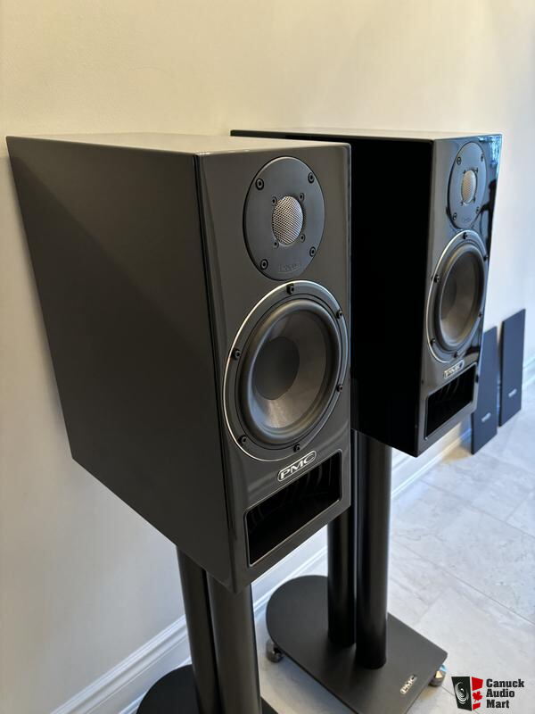 PMC Twenty5.22i Loudspeakers - Including Stands Photo #4985123 - Canuck ...