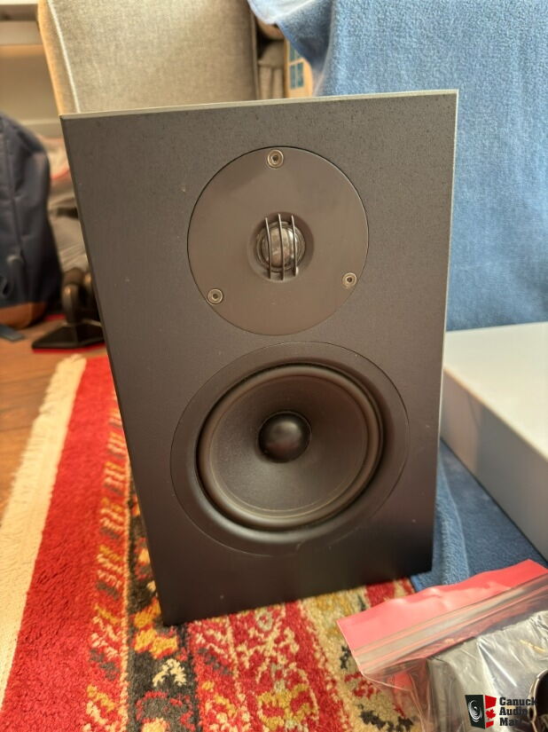 Linn Classik Music with Tukan speakers and Arcam miniBlink Photo ...