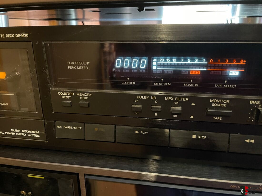 Denon DR-M20 3-head cassette deck - EXCELLENT Photo #4993061 - Canuck ...