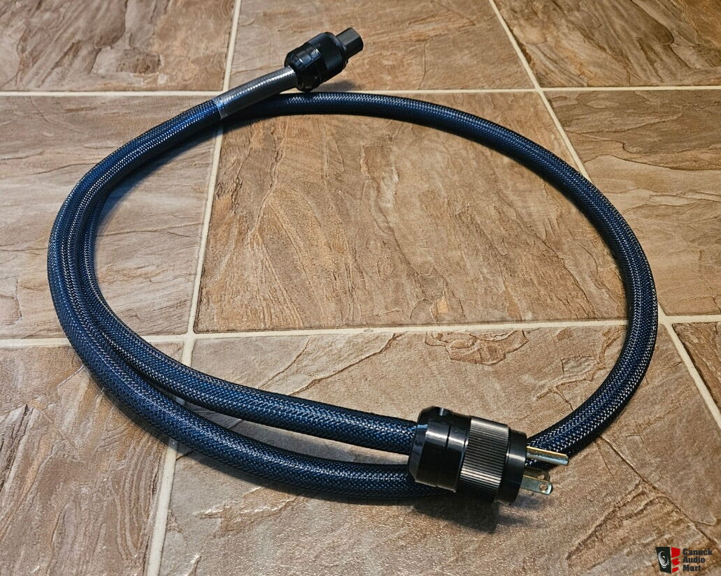 GutWire B-12 Power Cable - 6ft Photo #5003454 - Canuck Audio Mart