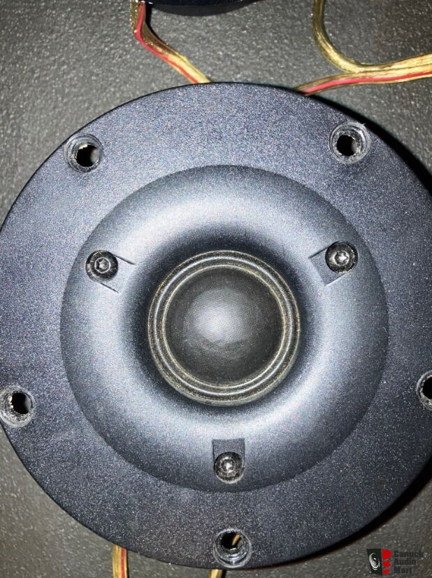 VIFA D27TG-45-06 Tweeters, VIFA P17WJ-00-08 Woofers, and Crossovers ...