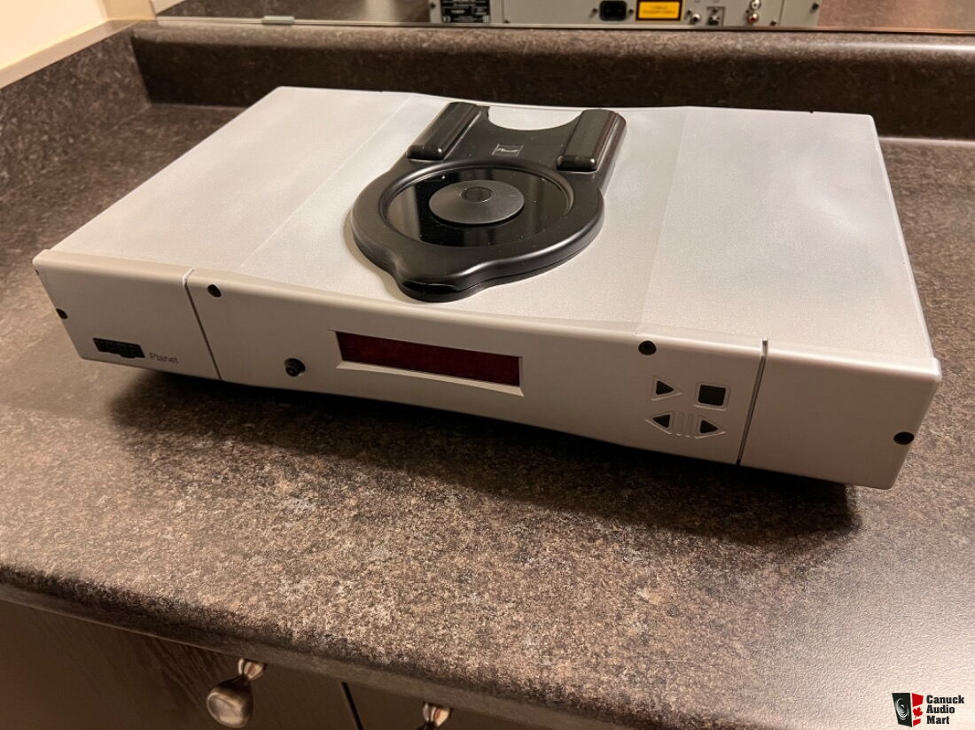 Rega planet 2000 ( for parts or restoration) For Sale - US Audio Mart