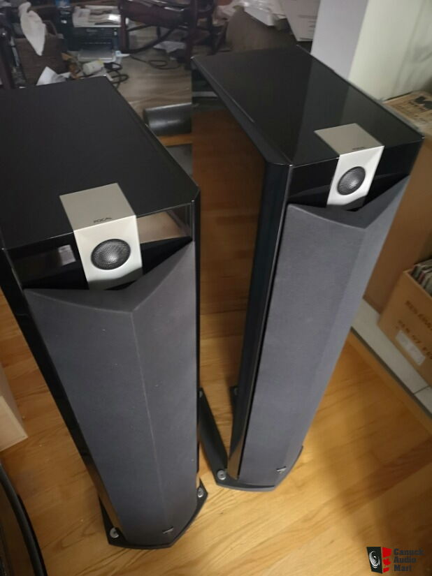 Focal 826W Floor Standing Speakers Photo #5027545 - US Audio Mart