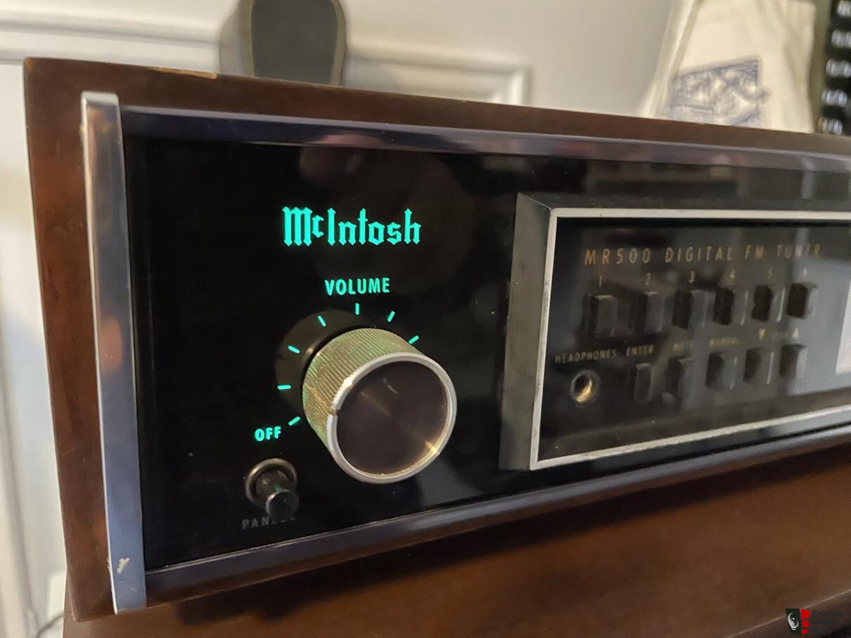 McIntosh MR500 tuner Photo #5033270 - UK Audio Mart
