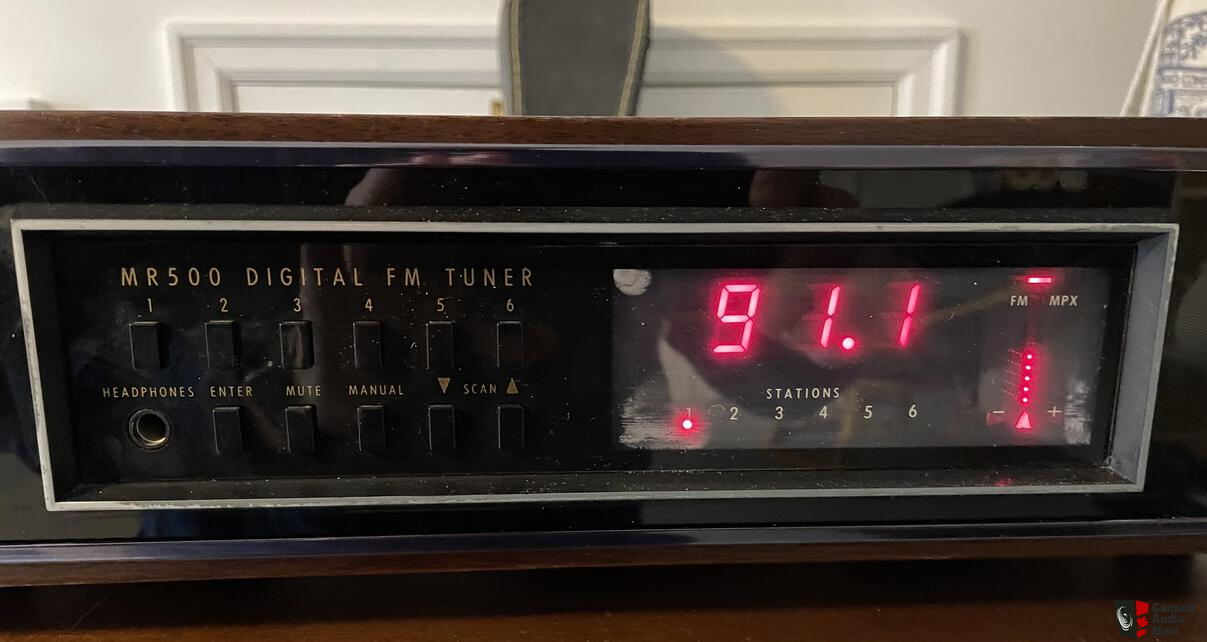 McIntosh MR500 tuner Photo #5033270 - UK Audio Mart