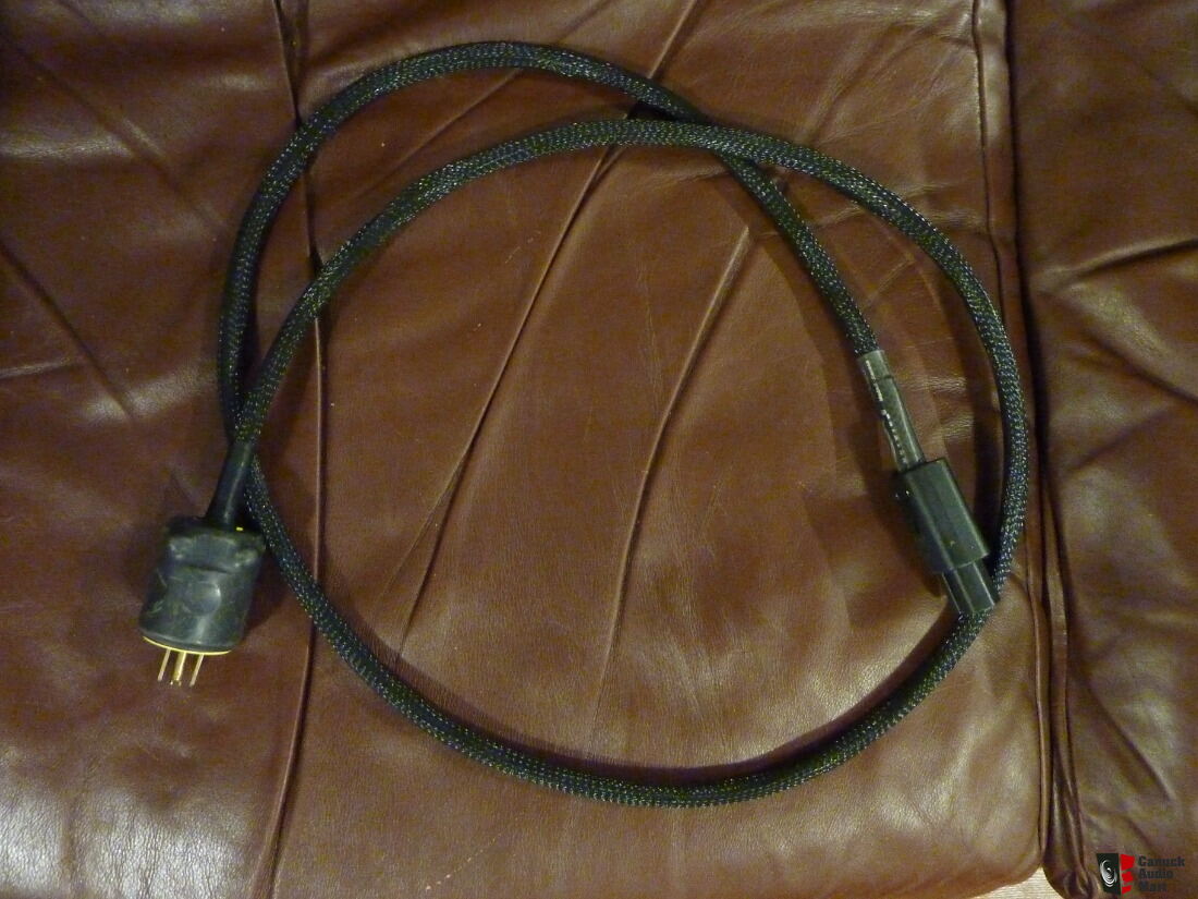 Gutwire Power Cable B-16 (includes shipping) For Sale - Canuck Audio Mart
