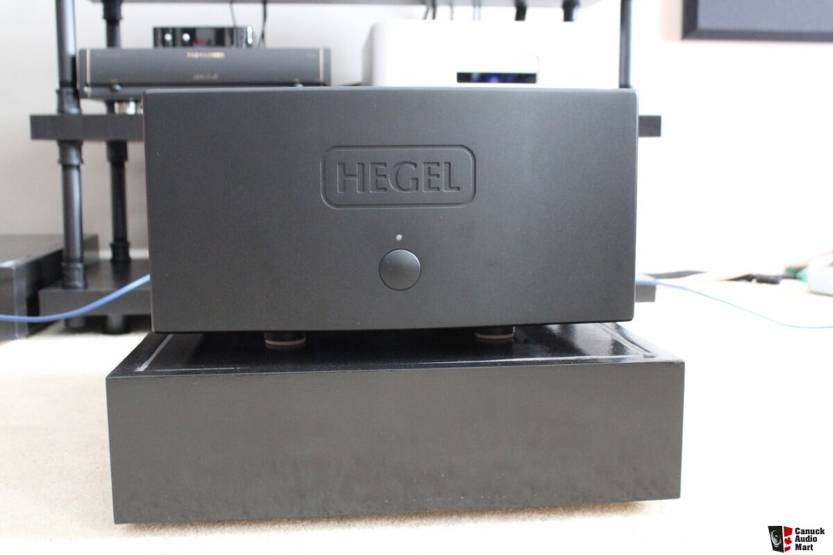 Hegel H30 Power Amp